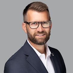 Joshua Wyss | United States | Cushman & Wakefield