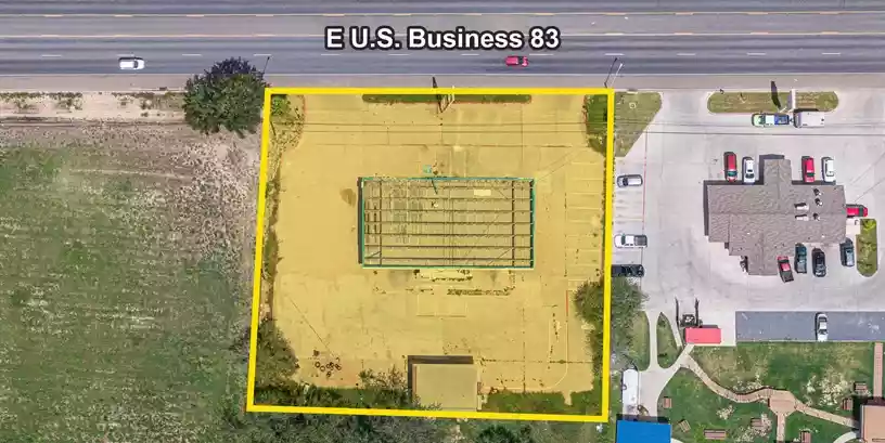 2741524 - 2220 US-83 BUS - Mission TX | US | Cushman & Wakefield